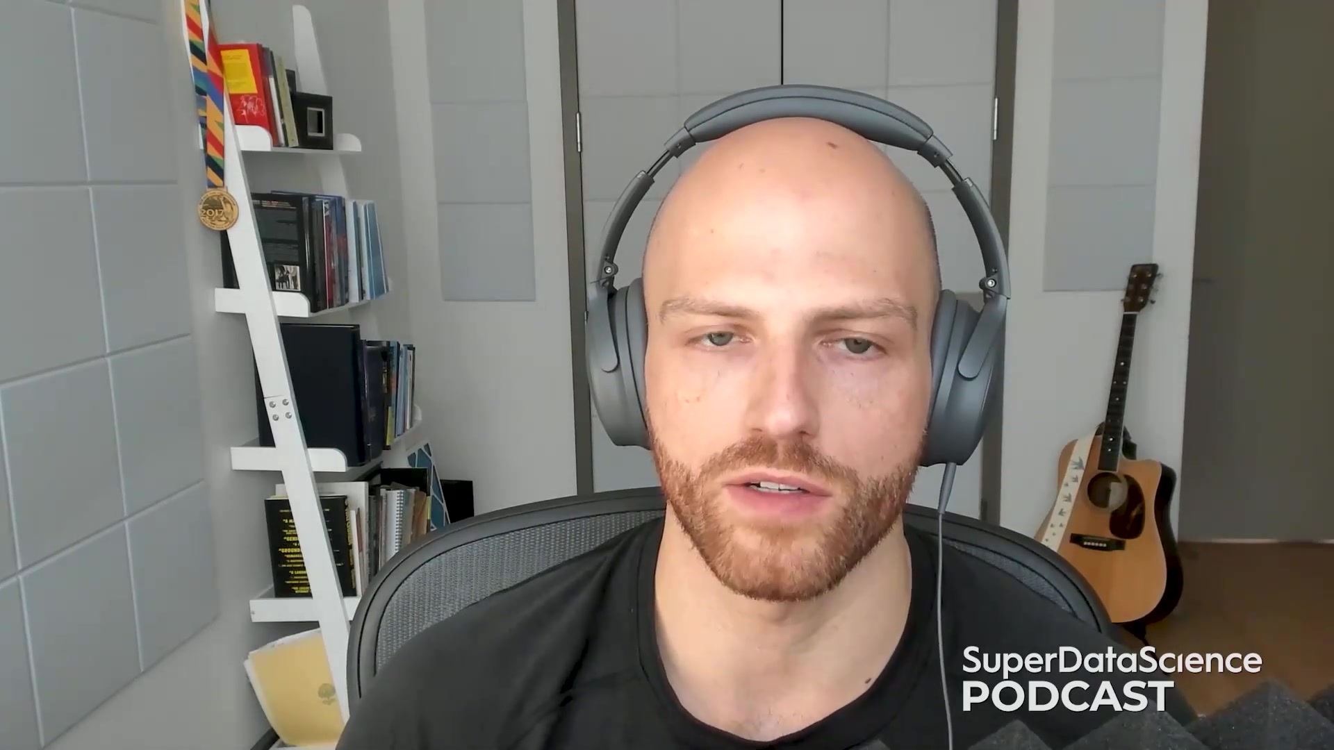 Open Source vs. Closed Source AI Models: Pros, Cons, and Future