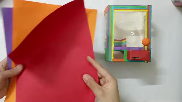 DIY Paper Craft: Crafting a Miniature Claw Machine at Home